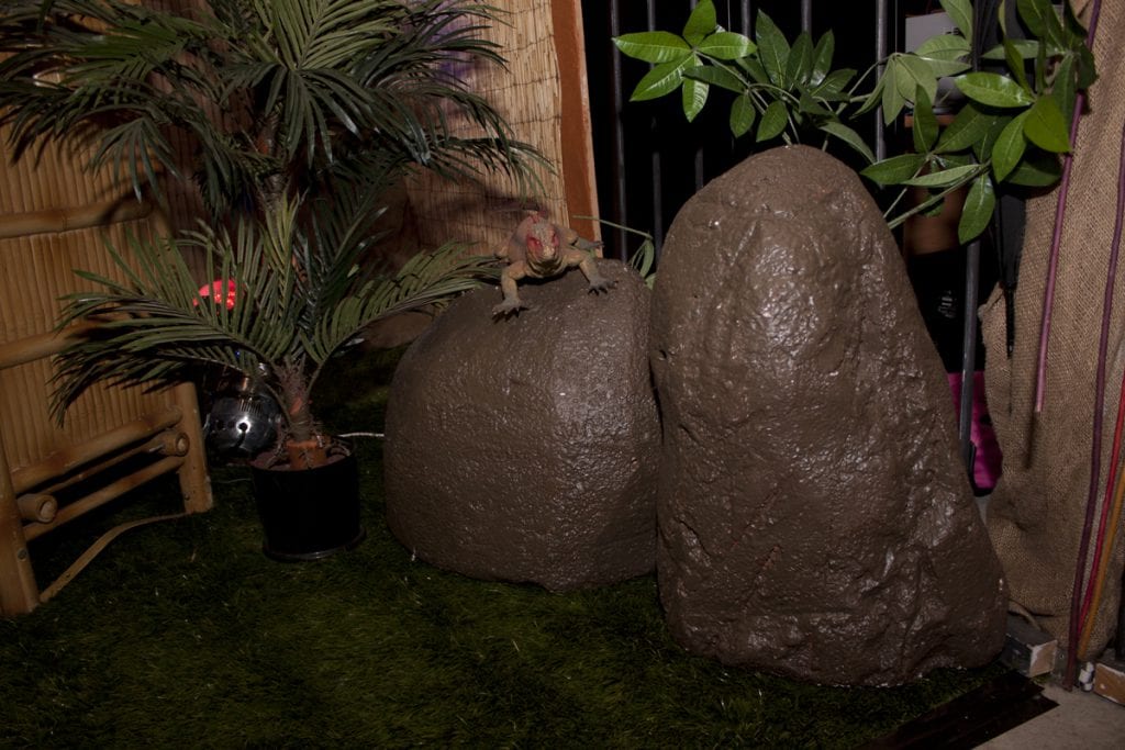 Medium Artificial Rocks or Boulders