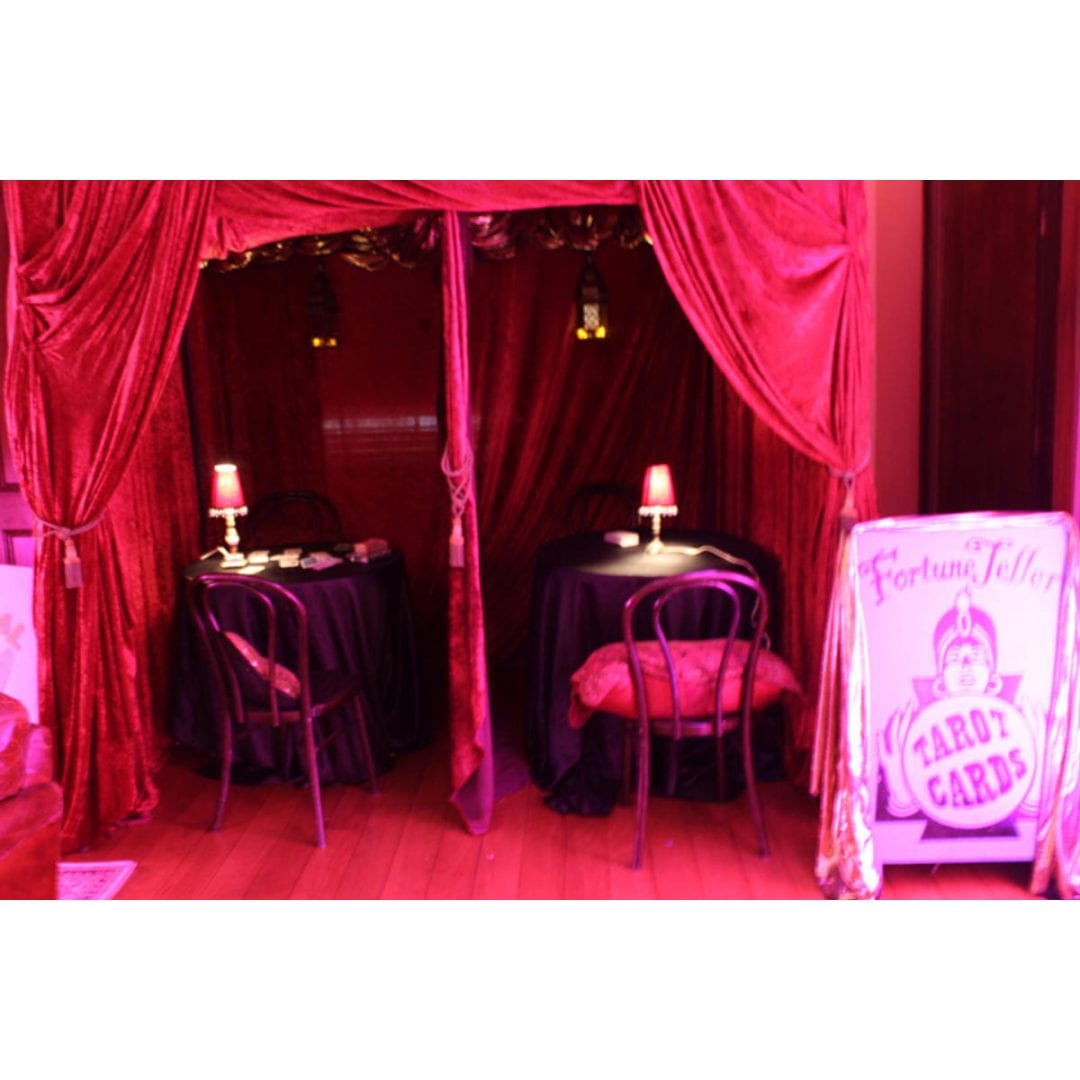 Palm Reader - Tarot Card Booth